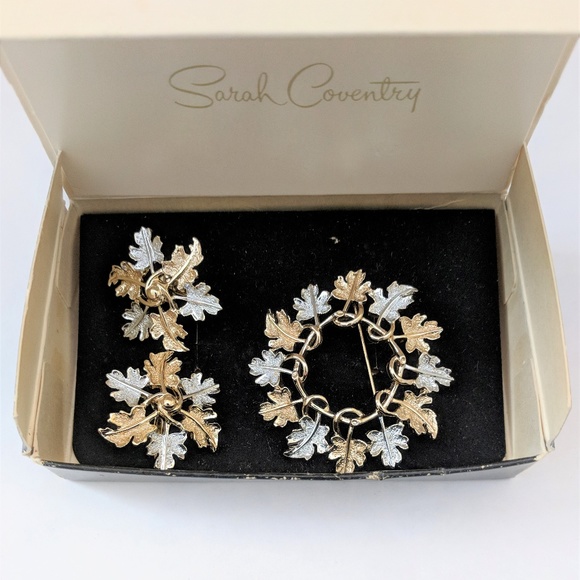 Sarah Coventry | Jewelry | Vintage Sarah Coventry Set Garland 968 ...